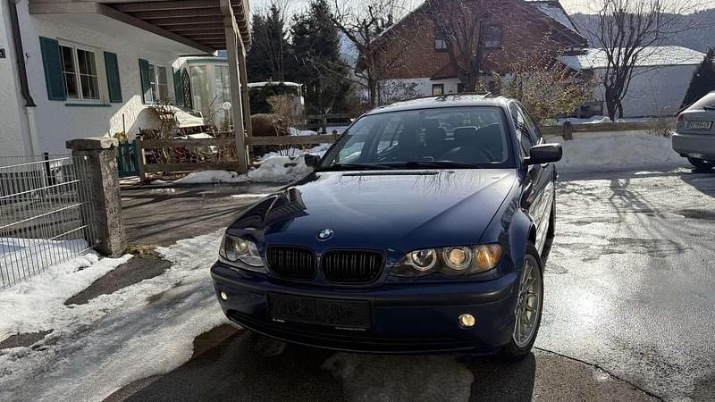 Gebraucht 2004 BMW 318 143 PS Limousine – 6600 Reutte (Händler) – € 5. ...