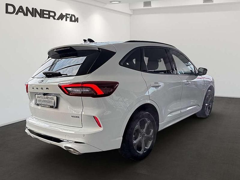 Gebraucht 2024 Ford Kuga ST-Line 152 PS SUV – 4707 Schlüßlberg, AT ...