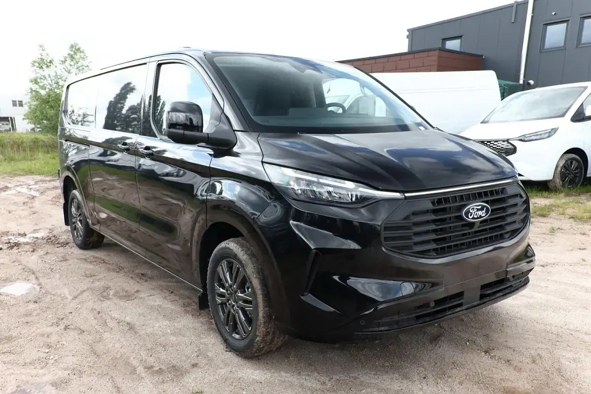 Neu Ford Transit Custom Limited 170 PS (2026) in Eisenstadt - € 46.951 ...