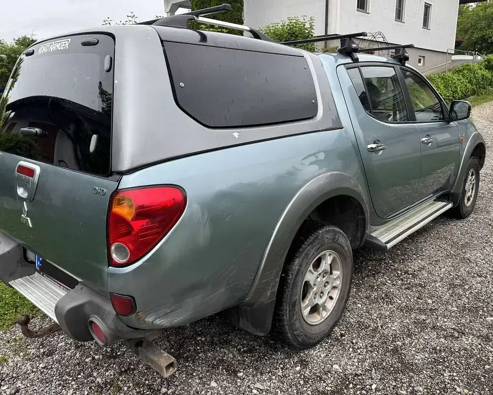 Gebraucht Mitsubishi L200 Intense 136 PS (2007) in Pichl bei Wels - € 7 ...
