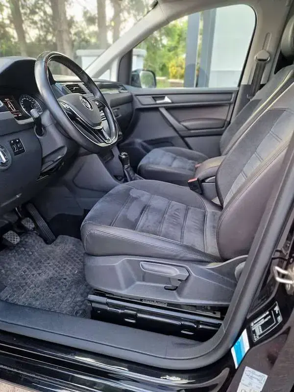Gebraucht VW Caddy Maxi Highline 150 PS (2016) in Gerasdorf bei Wien ...