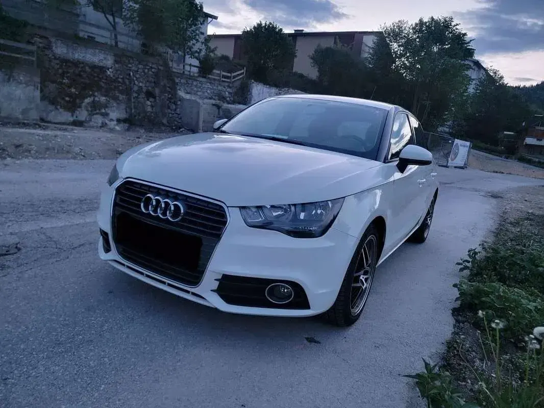 Gebraucht Audi A1 Attraction 86 PS (2011) in Kufstein, AT - € 6.300 ...