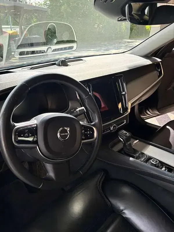 Gebraucht Volvo S90 190 PS (2016) in Graz, AT - € 17.900 | AutoUncle