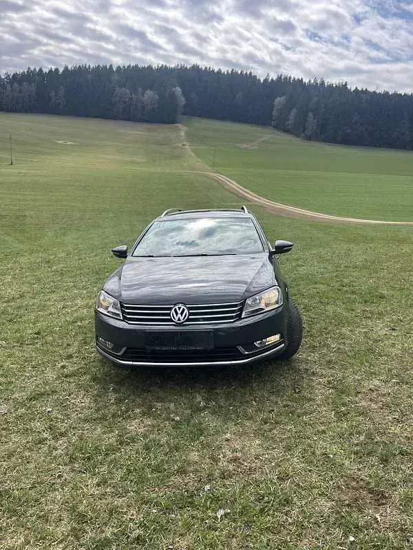 Gebraucht VW Passat Comfortline 105 PS (2014) in Hörbich, AT - € 8.500 ...