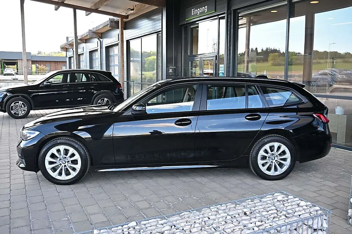 Gebraucht BMW 318 150 PS (2020) in Gföhl - € 23.390 | AutoUncle