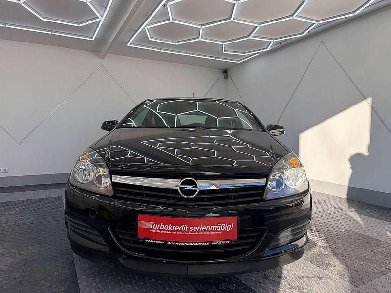Gebraucht 2005 Opel Astra GTC Sport 105 PS Limousine – 1210 Wien ...