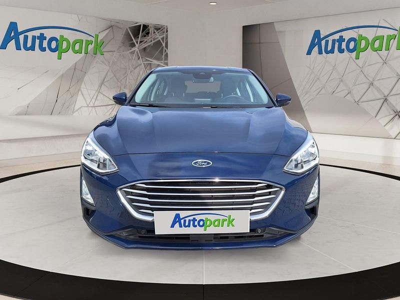 Gebraucht 2019 Ford Focus Trend 100 PS Kleinwagen – 6020 Innsbruck ...