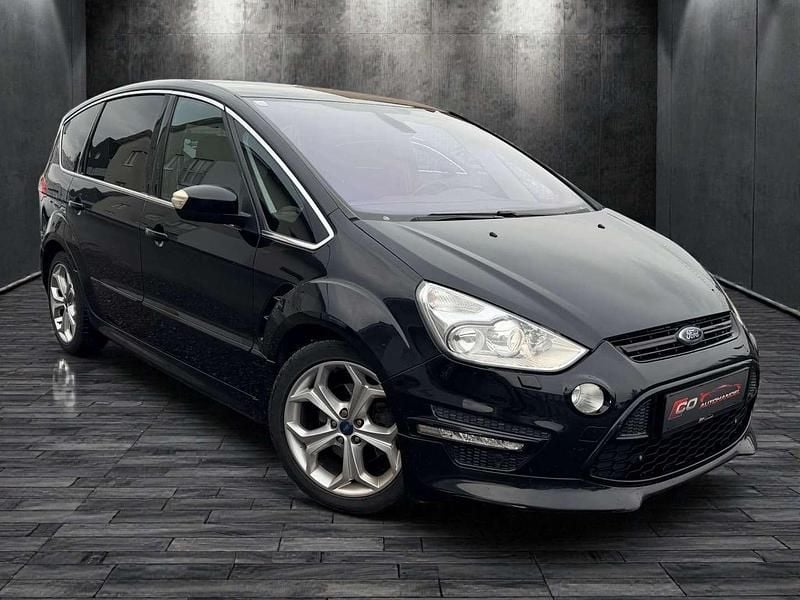 Ford S Max Titanium S
