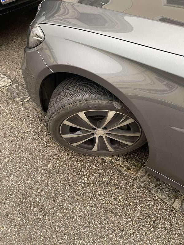 Gebraucht 2019 Mercedes E220 Avantgarde 194 PS Kombi – 2351 Mödling ...