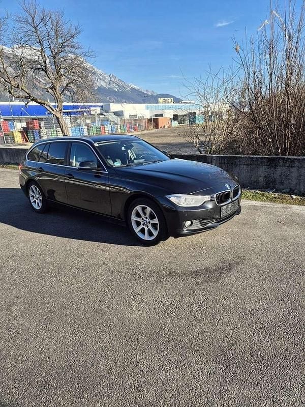 Gebraucht 2013 BMW 330 Luxury Line 258 PS Kombi – 6020 Innsbruck ...