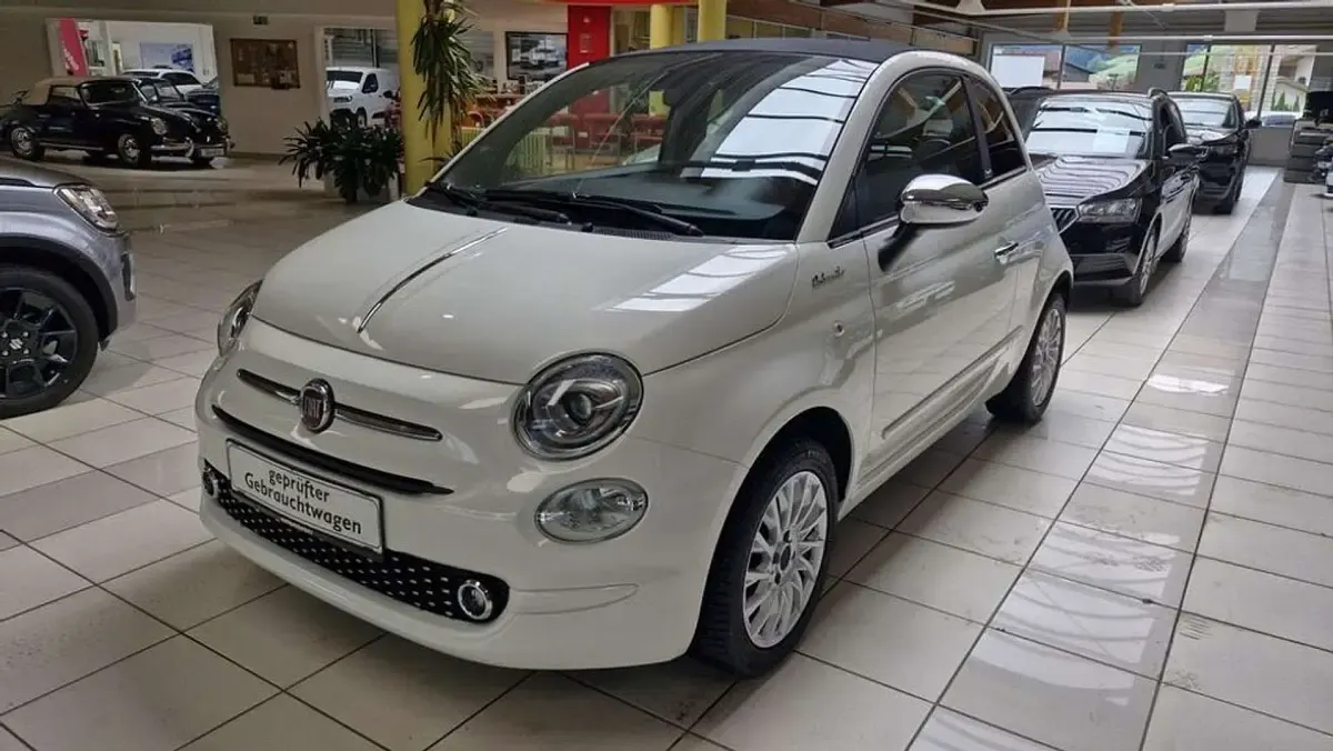 Gebraucht Fiat 500 Dolcevita 69 PS (2023) in Salzburg - € 16.990 ...