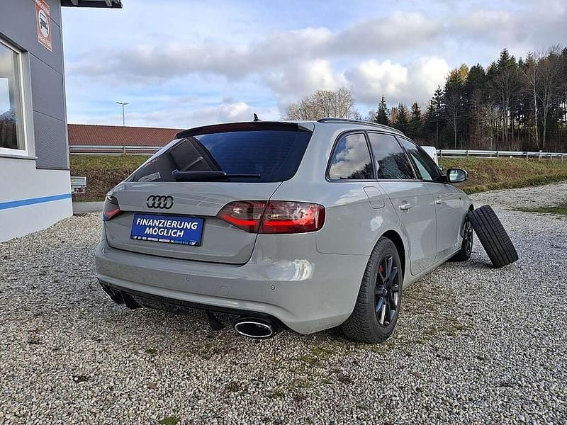 Gebraucht 2014 Audi A4 Design 150 PS Kombi – 5144 Handenberg (Händler ...