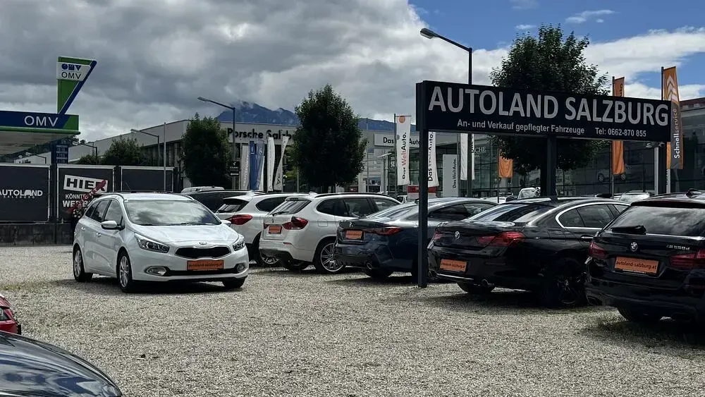 Gebraucht Kia Ceed Gold 110 PS (2014) in Salzburg - € 7.900 | AutoUncle