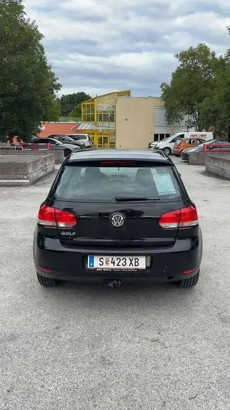 Gebraucht VW Golf VI 80 PS (2009) in Salzburg, AT - € 3.990 | AutoUncle