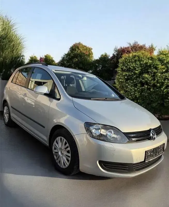 Gebraucht VW Golf VI Trendline 90 PS (2010) in Wien - € 4.500 | AutoUncle