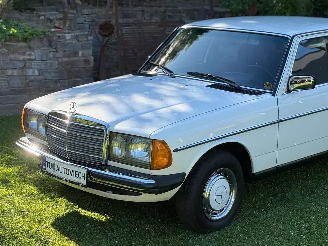 Gebraucht Mercedes 200 60 PS (1983) in Pixendorf, AT - € 24.123 | AutoUncle