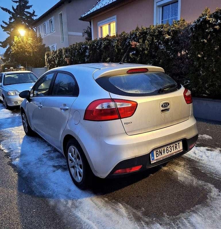 Gebraucht 2005 Kia Rio 86 PS Kleinwagen – 2544 Leobersdorf (Händler ...