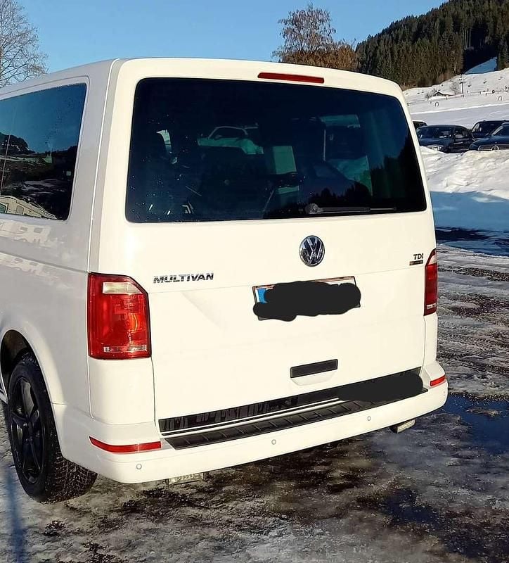 Gebraucht 2015 VW Multivan Trendline 150 PS Van – 6363 Westendorf, AT ...