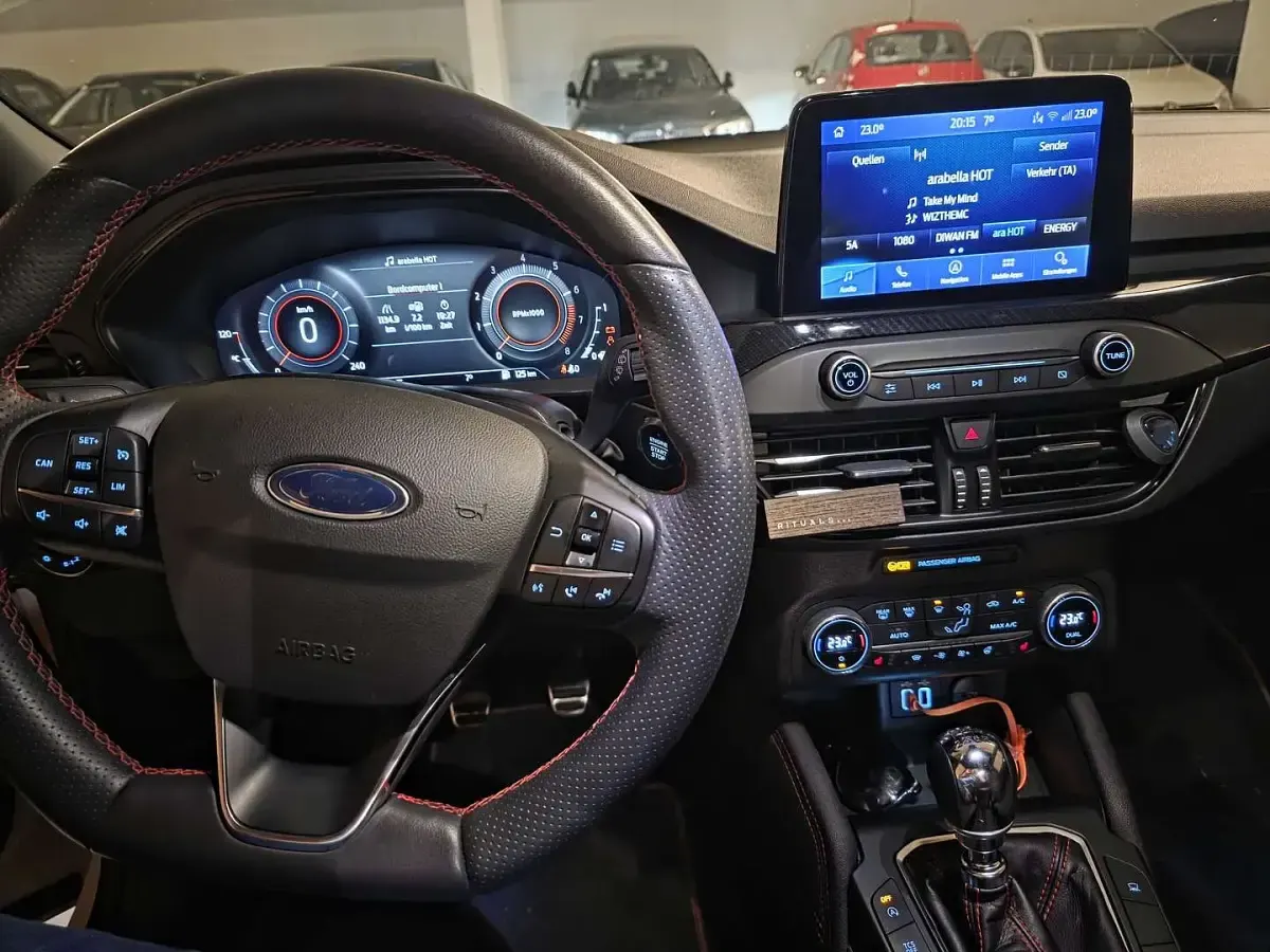 Gebraucht Ford Focus ST-Line X 125 PS (2021) in Öhling - € 14.200 ...
