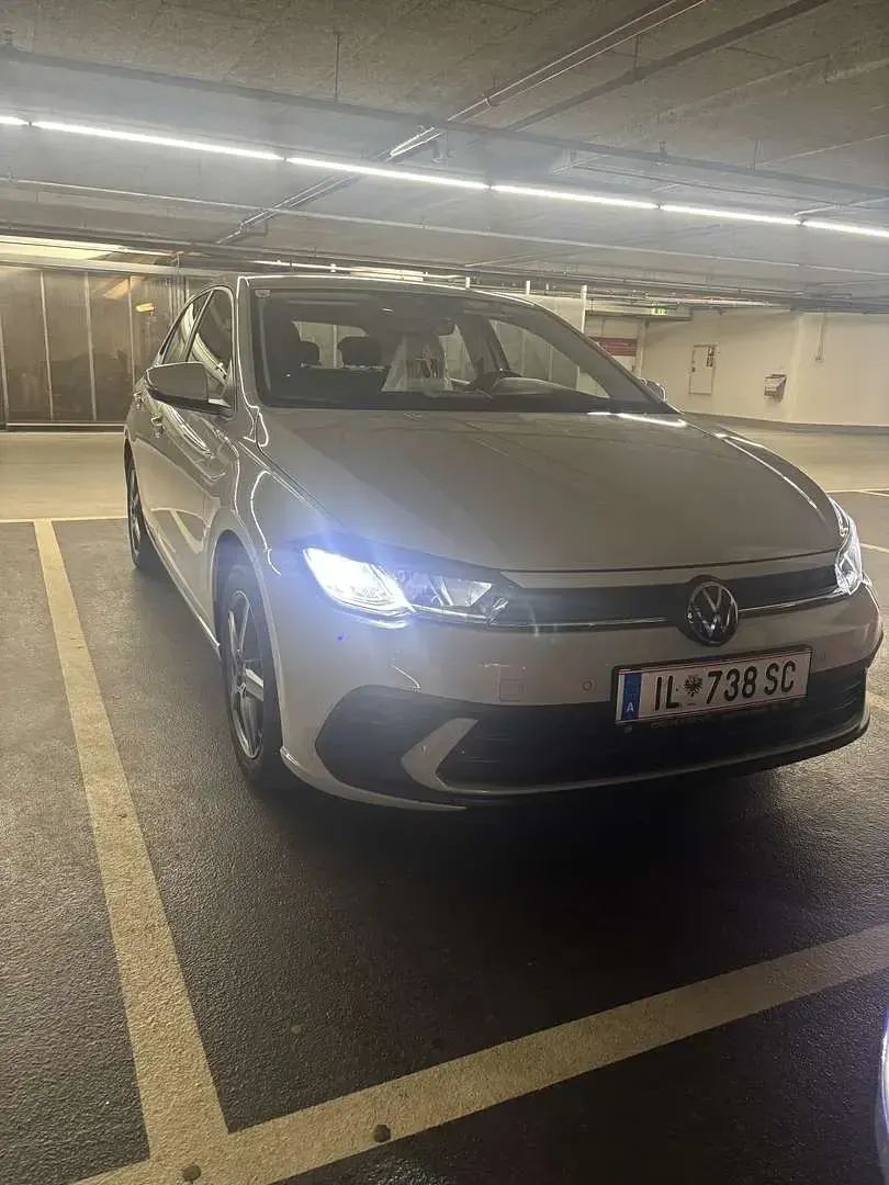 Gebraucht VW Polo Basis 80 PS (2023) in Unterperfuss - € 12.000 | AutoUncle