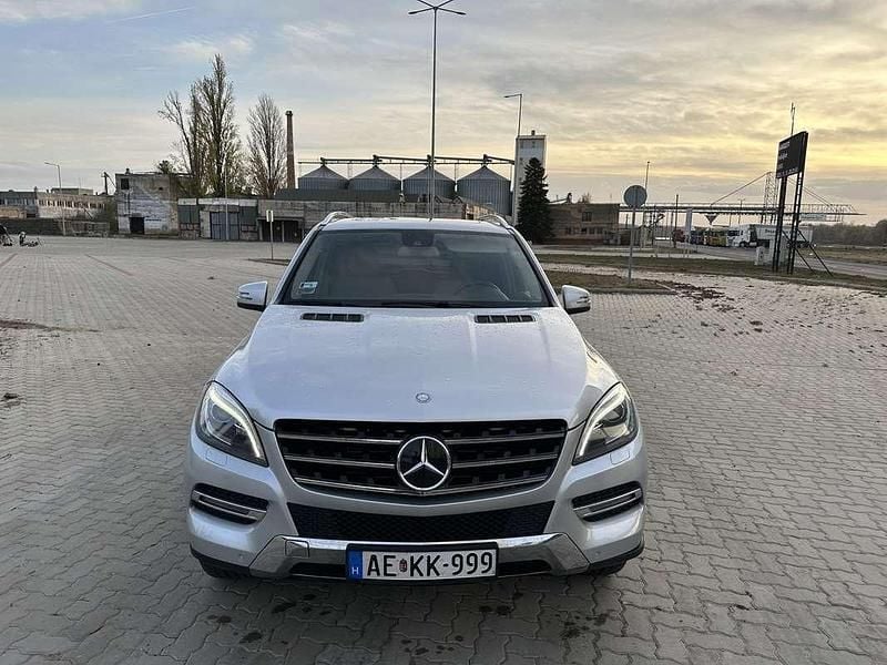 Gebraucht 2014 Mercedes ML350 258 PS SUV – 6344 Hajós, AT (Privat) – € ...