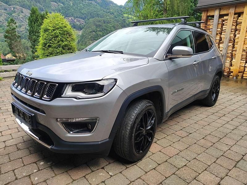 Gebraucht 2018 Jeep Compass Limited 140 PS SUV – 6432 Sautens (Händler ...