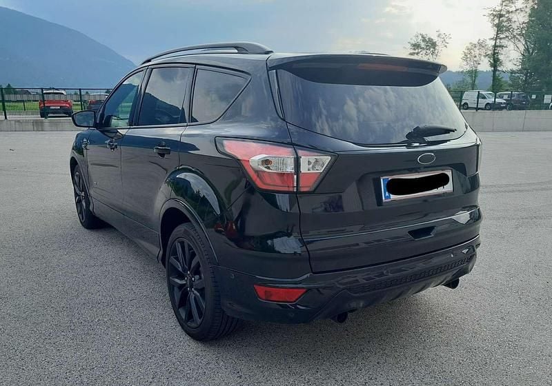 Gebraucht 2018 Ford Kuga ST-Line 150 PS SUV – 9500 Villach (Händler ...