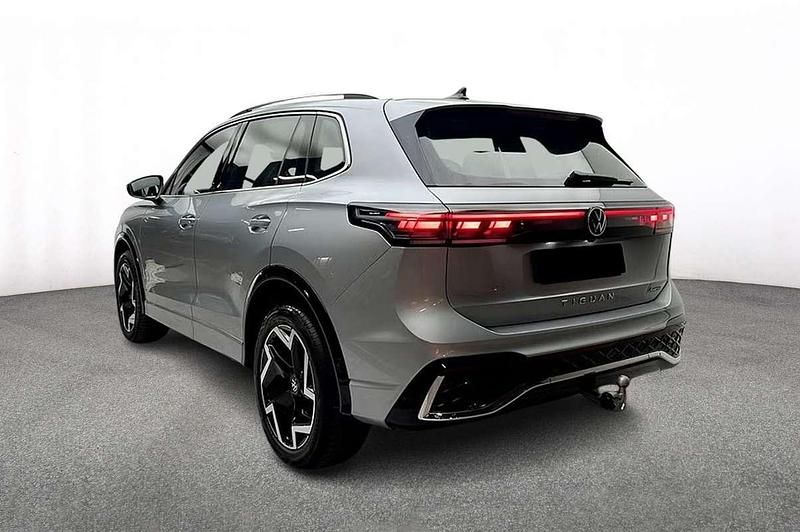 Gebraucht 2025 VW Tiguan R-line 193 PS SUV – 2512 Tribuswinkel, AT ...