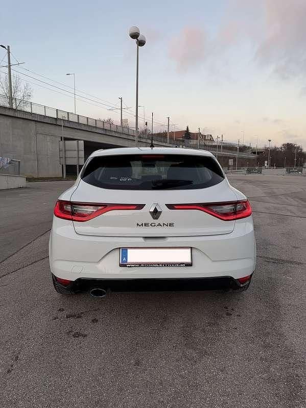 Gebraucht 2018 Renault Mégane IV Intens 101 PS Limousine – 4061 ...