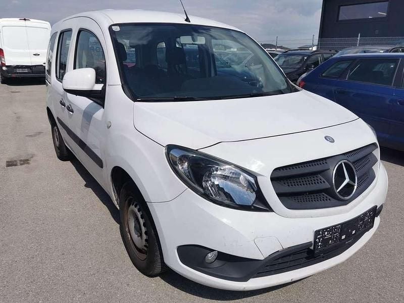 Gebraucht 2017 Mercedes Citan 109 90 PS Kombi – 4614 marchtrenk ...