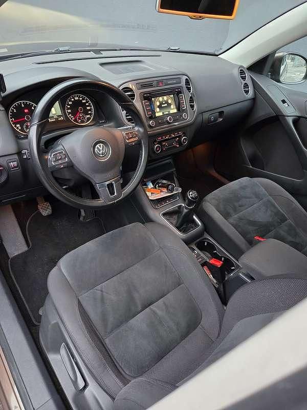 Gebraucht 2011 VW Tiguan 110 PS SUV – 2100 Korneuburg (Privat) – € 7. ...