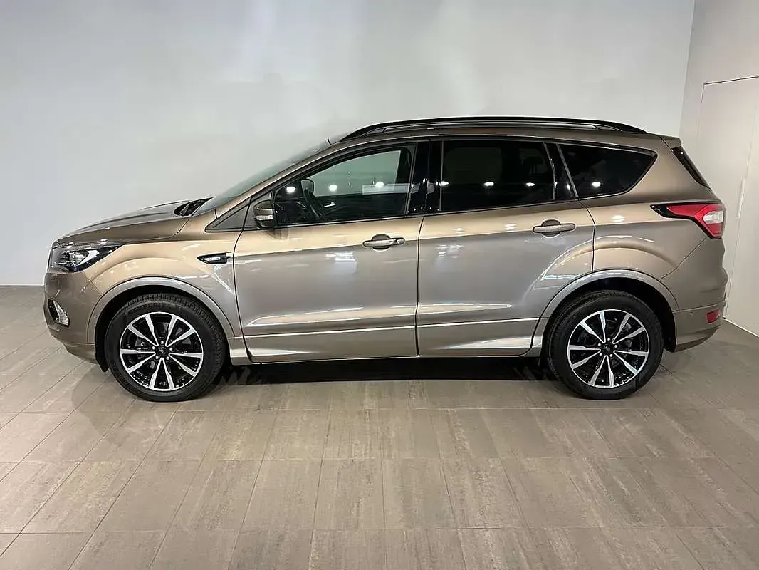 Gebraucht Ford Kuga ST-Line 150 PS (2020) in Wiener Neustadt - € 20.950 ...