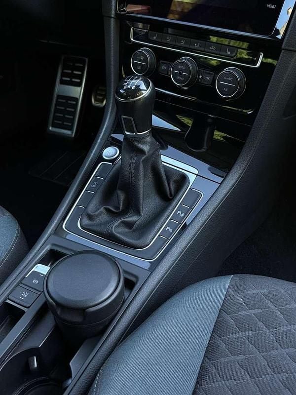 Gebraucht 2019 VW Golf IQ Drive 116 PS Limousine – 5582 Sankt Michael ...