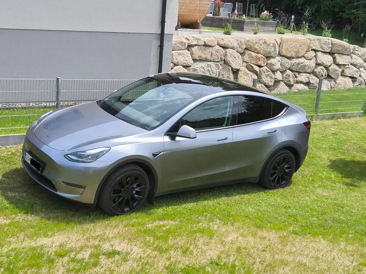 Gebraucht Tesla Model Y Long Range AWD 514 PS (2023) in Eisgarn, AT - € ...