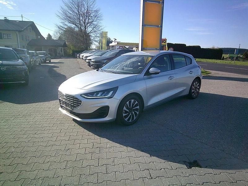 Verwunderlich Ford Focus Limousine Gebraucht Bilder