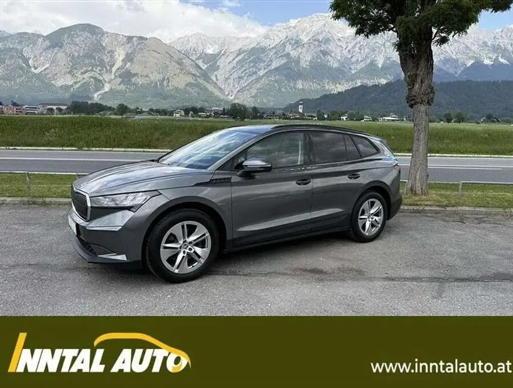 Gebraucht Skoda Enyaq iV Loft 148 PS (2023) in Mils, AT - € 28.490 ...