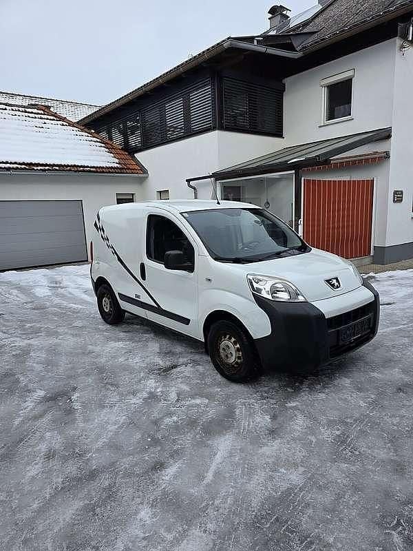 Gebraucht 2013 Peugeot Bipper 73 PS Van / Kleinbus – 4952 Weng im ...