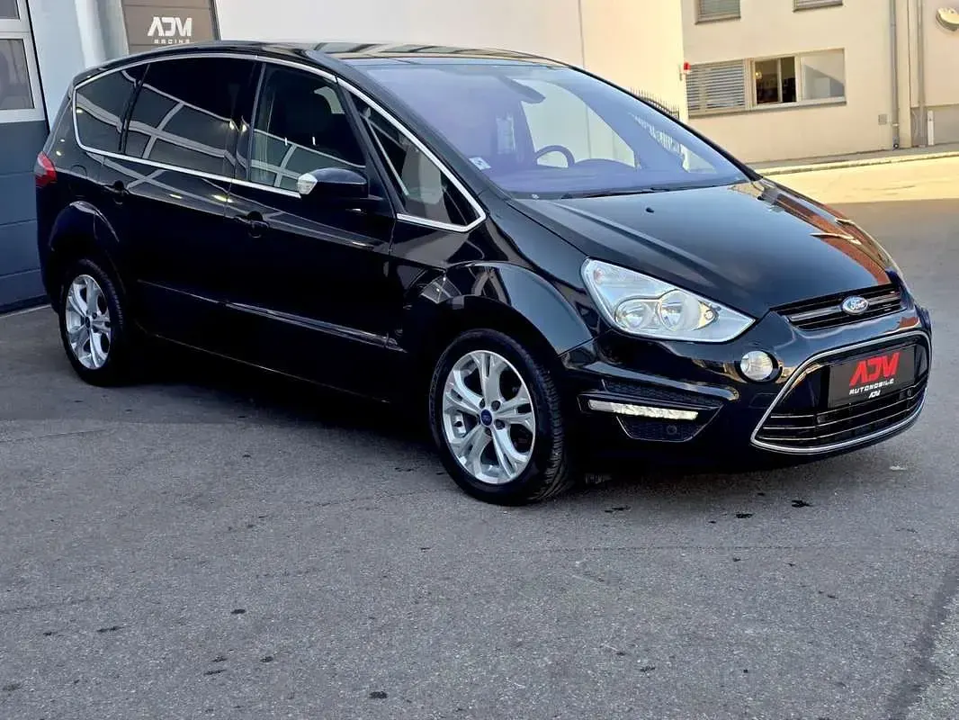 Gebraucht Ford S-MAX Titanium 140 PS (2011) in Straß, AT - € 10.880 ...