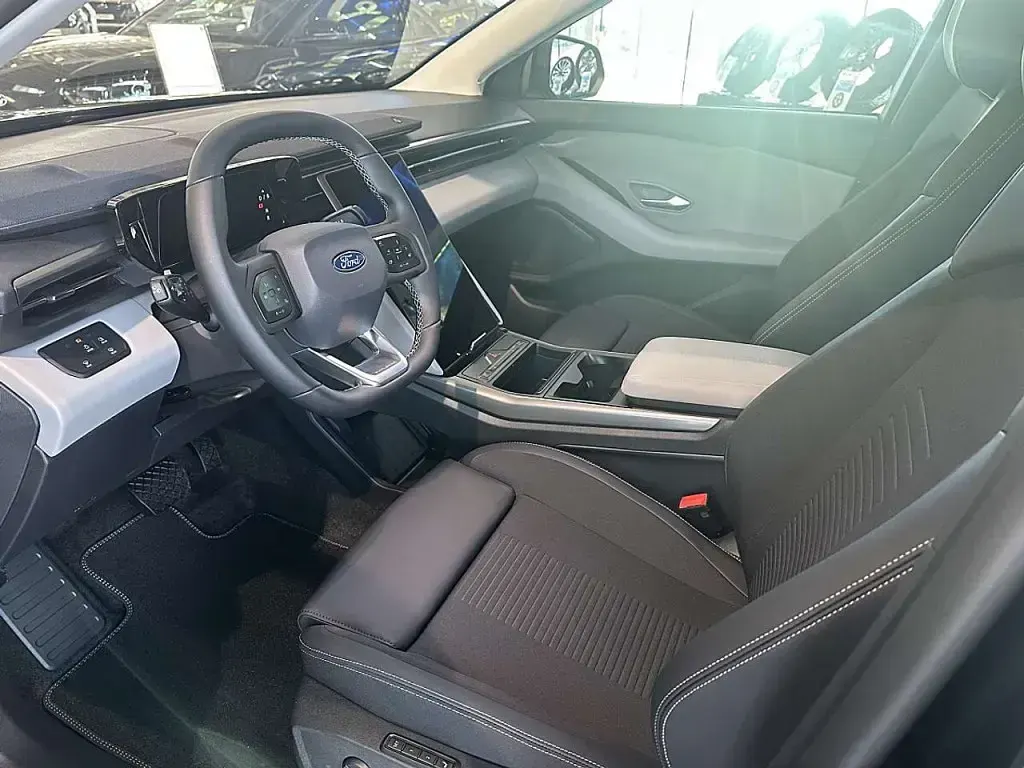 Neu Ford Explorer Select 286 PS (2026) in Oberösterreich - € 41.556 ...