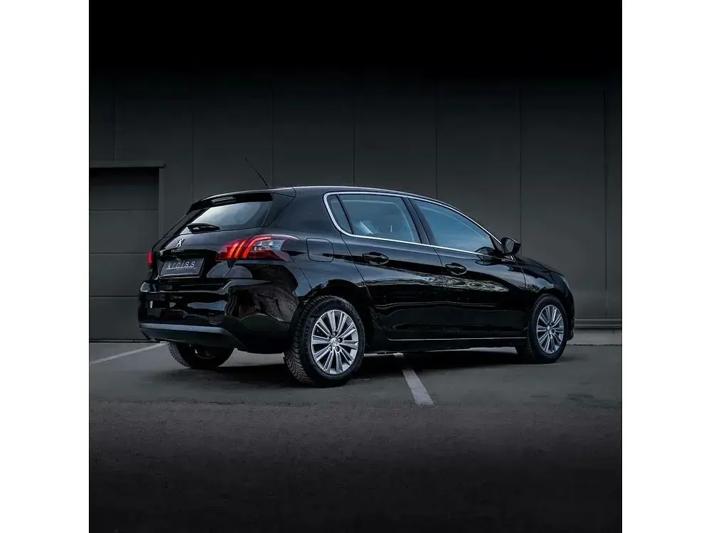 Gebraucht Peugeot 308 Allure 131 PS (2019) in Oberösterreich - € 9.490 ...