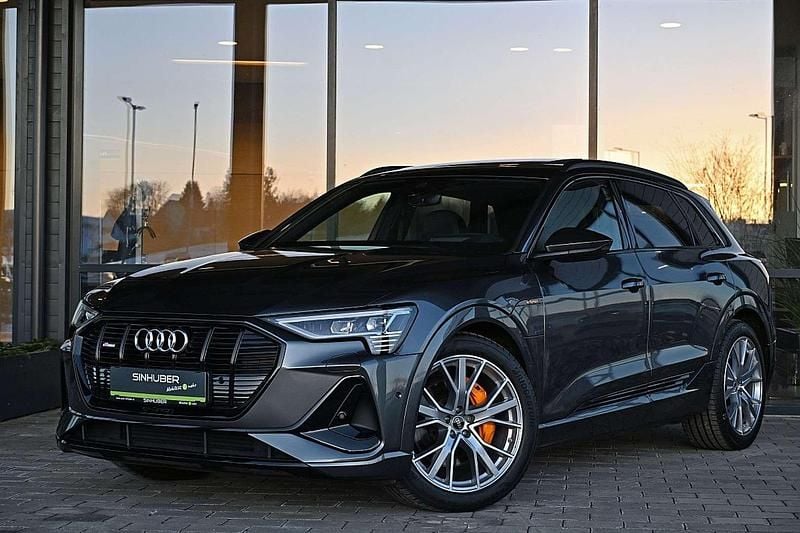Gebraucht 2021 Audi e-tron S-Line 408 PS SUV – 3542 Gföhl (Händler) – € ...
