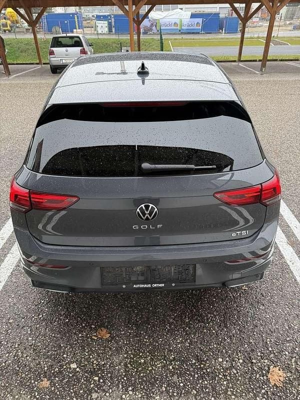 Gebraucht 2022 VW Golf R-line 131 PS Limousine – 4311 Schwertberg ...