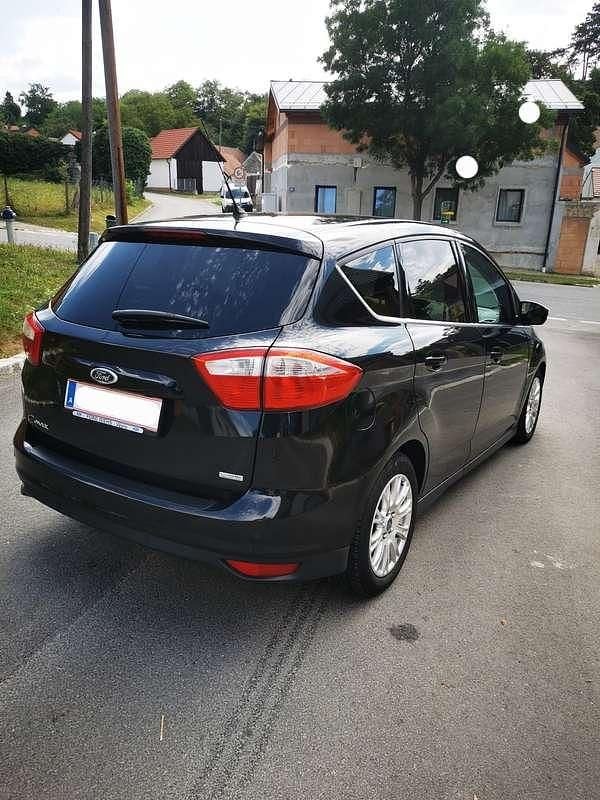Gebraucht 2012 Ford C-MAX Titanium 116 PS Van / Kleinbus – 2301 Groß ...