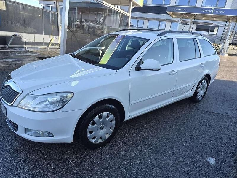Gebraucht 2013 Skoda Octavia GreenLine 105 PS Kombi – 4210 ...