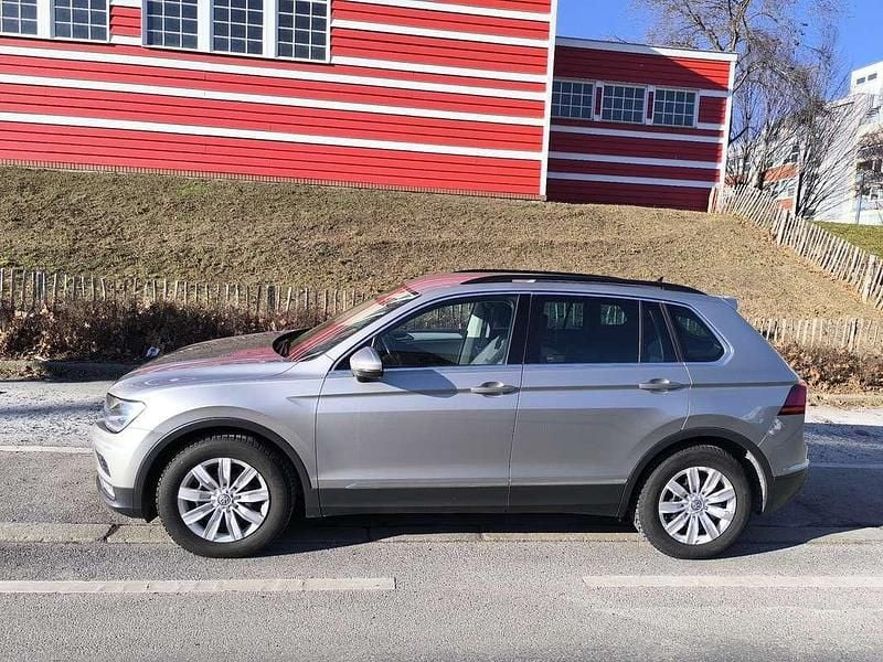 Gebraucht 2017 VW Tiguan Comfortline 150 PS SUV – 1160 Wien, Ottakring ...