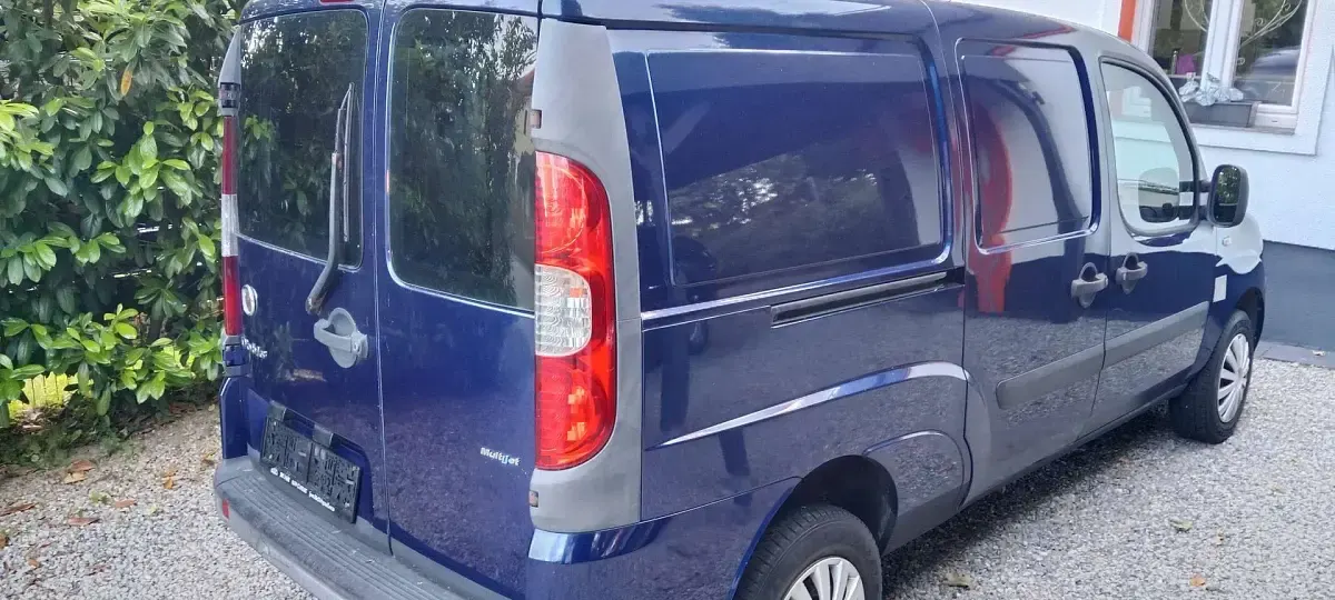 Gebraucht Fiat Doblò 75 PS (2009) in Großpetersdorf - € 2.900 | AutoUncle