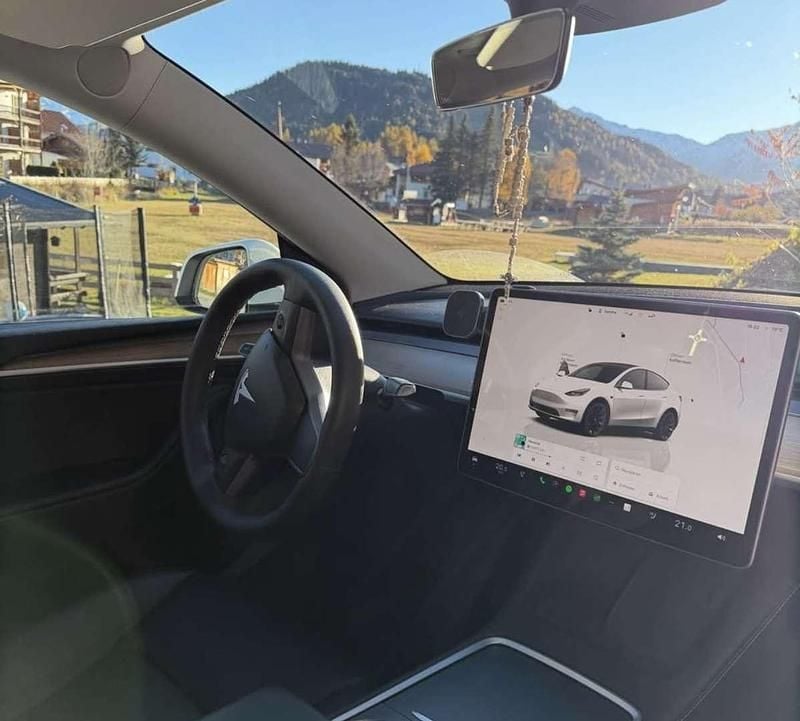 Gebraucht 2023 Tesla Model Y Long Range AWD 351 PS SUV – 5661 Rauris ...