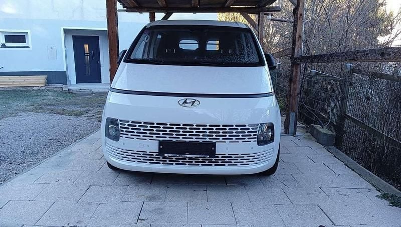 Gebraucht 2022 Hyundai Staria Trend 177 PS Van / Kleinbus – 9772 ...