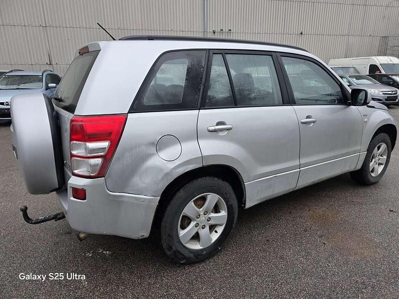 Gebraucht 2006 Suzuki Grand Vitara Comfort 129 PS SUV – 8055 Graz ...