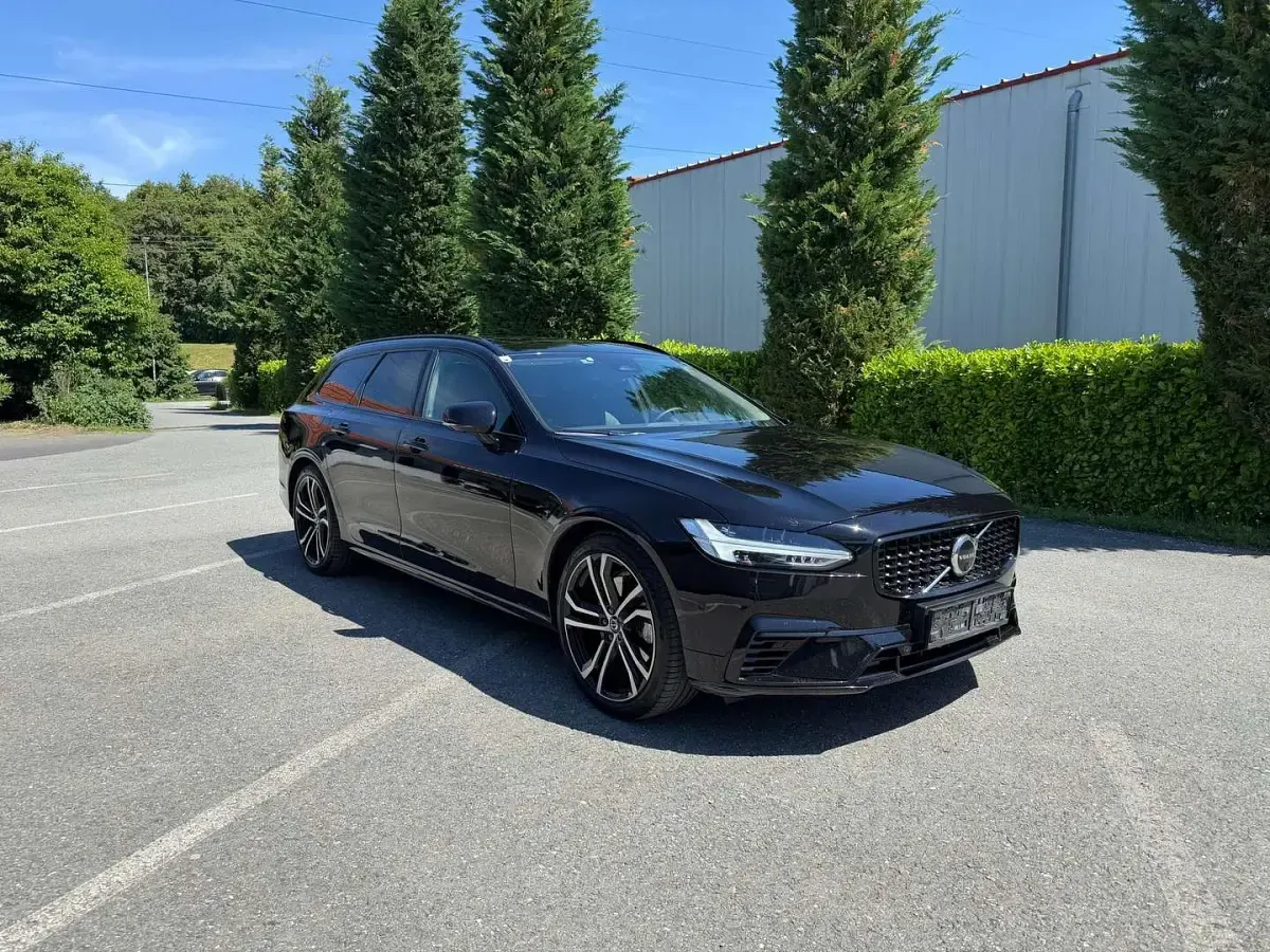 Gebraucht Volvo V90 Ultimate 310 PS (2023) in Gleisdorf - € 43.900 ...